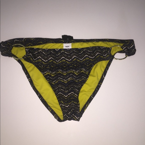 Mossimo Supply Co. | Swim | Mossimo Chevron Stripe Bottom Ring New ...